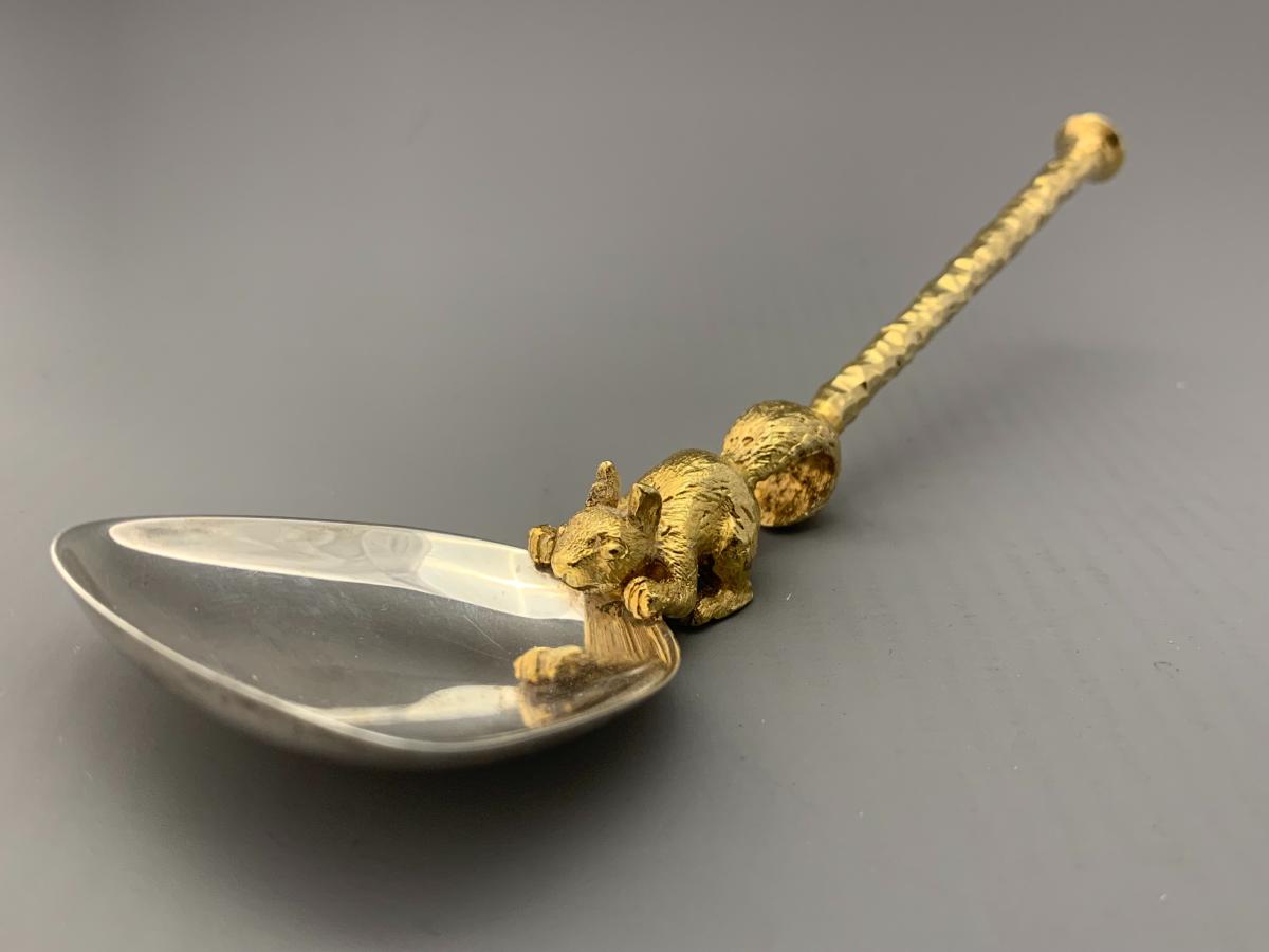 STUART DEVLIN Silver HONEY SPOON - SQUIRREL – Styles Silver