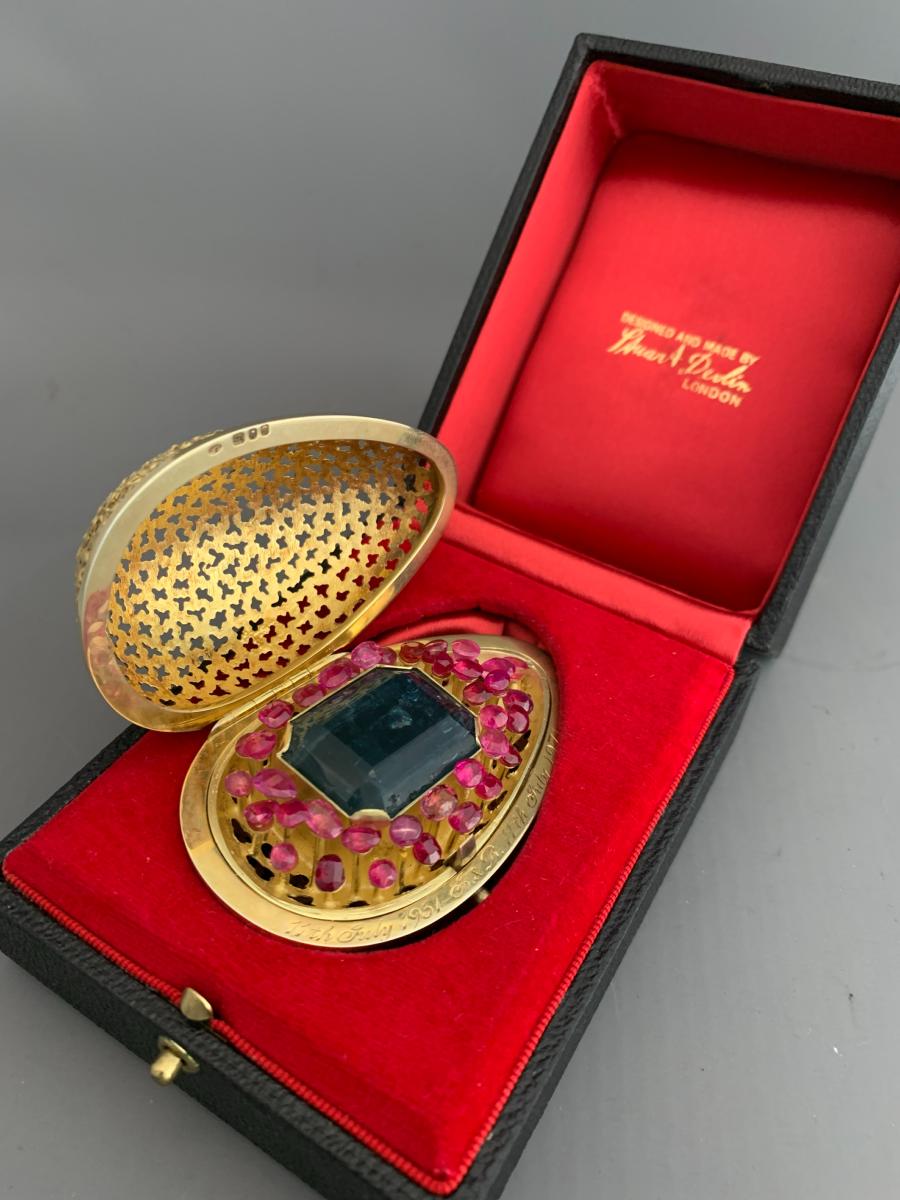 STUART DEVLIN Silver EGG - ONE OFF - RUBY WEDDING - STYLES SILVER of ...