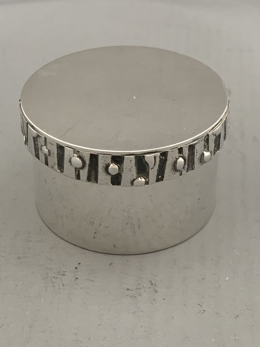 BRIAN ASQUITH SILVER BOX - STYLES SILVER of HUNGERFORD – Styles Silver